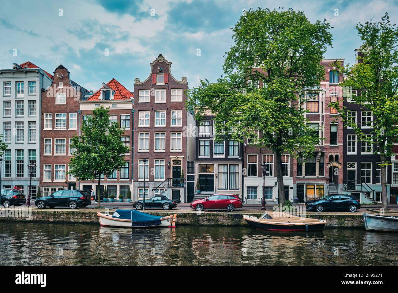 Singel canal in Amsterdam with houses. Amsterdam, Netherlands Stock ...