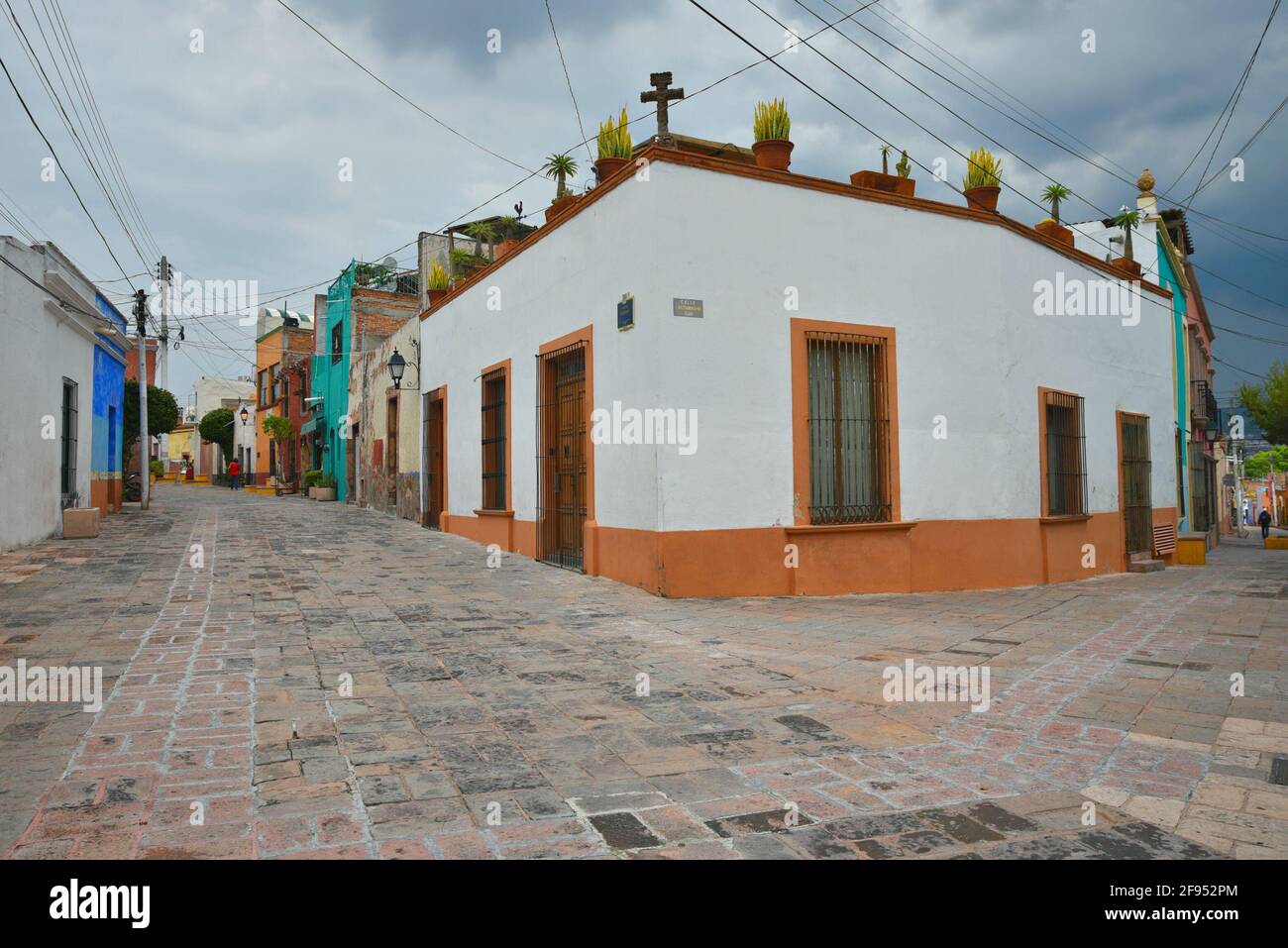 Spanish Colonial buildings on the quarry streets of Santiago de ...