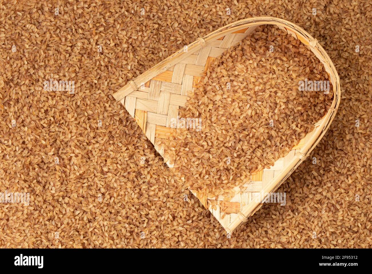 Kerala Matta rice parboiled rice or palakadan matta or red rice ...