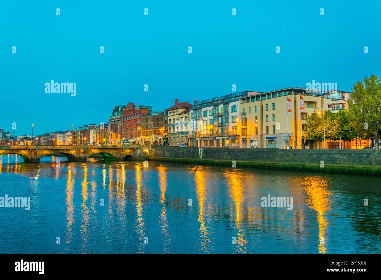 Dublin houses skyline hi-res stock photography and images - Alamy