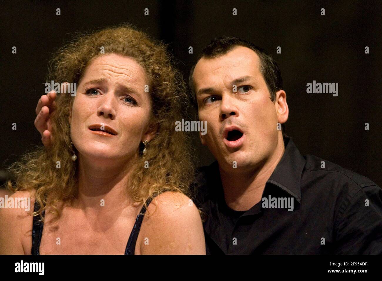 DEU, Deutschland, Ruhrgebiet, Duisburg, 05.10.2006: Die Sopranistin ...