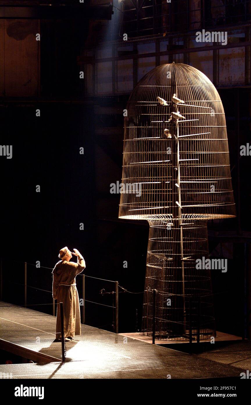 DEU, Deutschland, Ruhrgebiet, Bochum, 10.9.2003: Szene mit Philippe ...