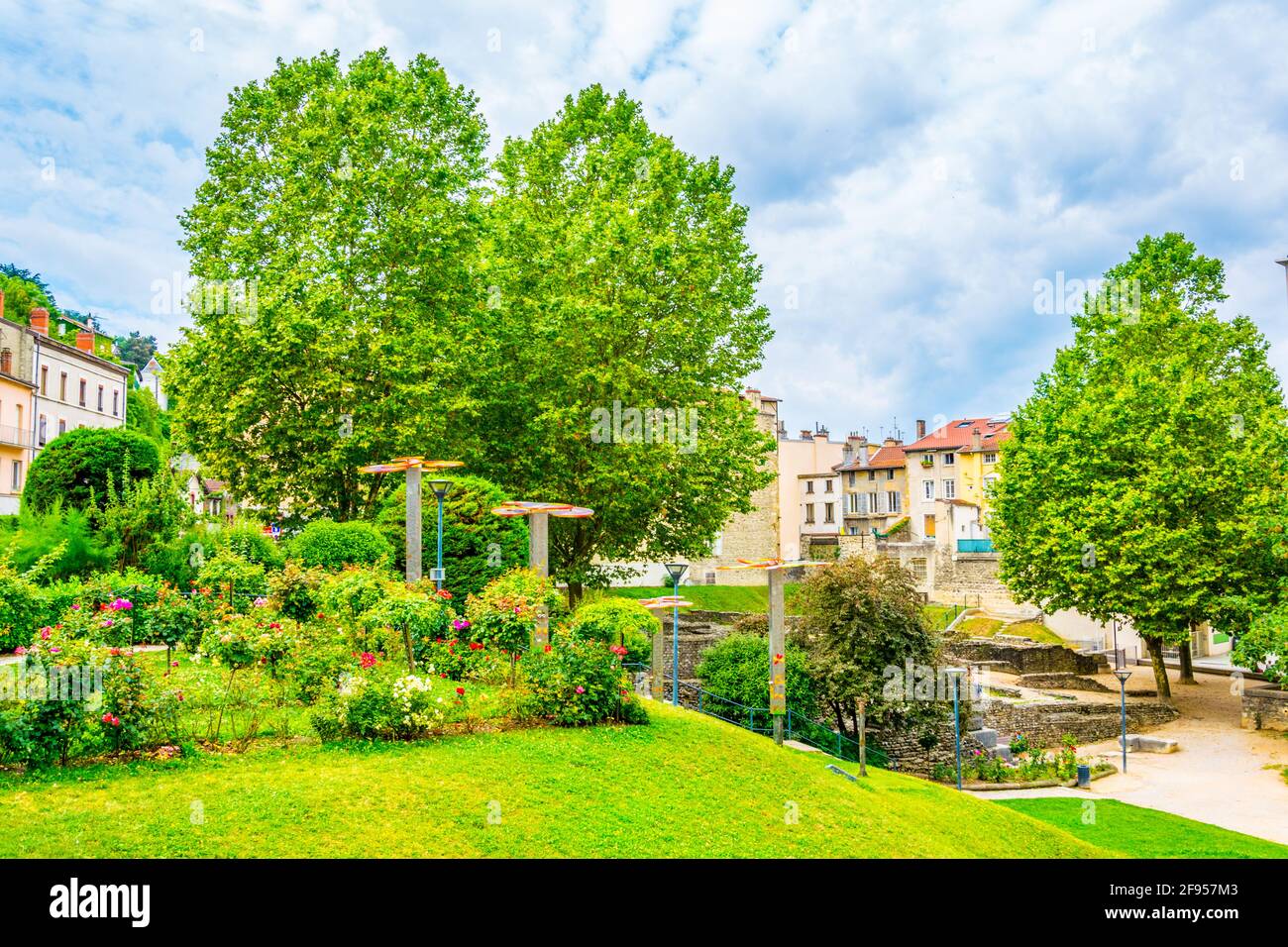 Medieval ruins in the city center of Vienne, France Stock Photo - Alamy