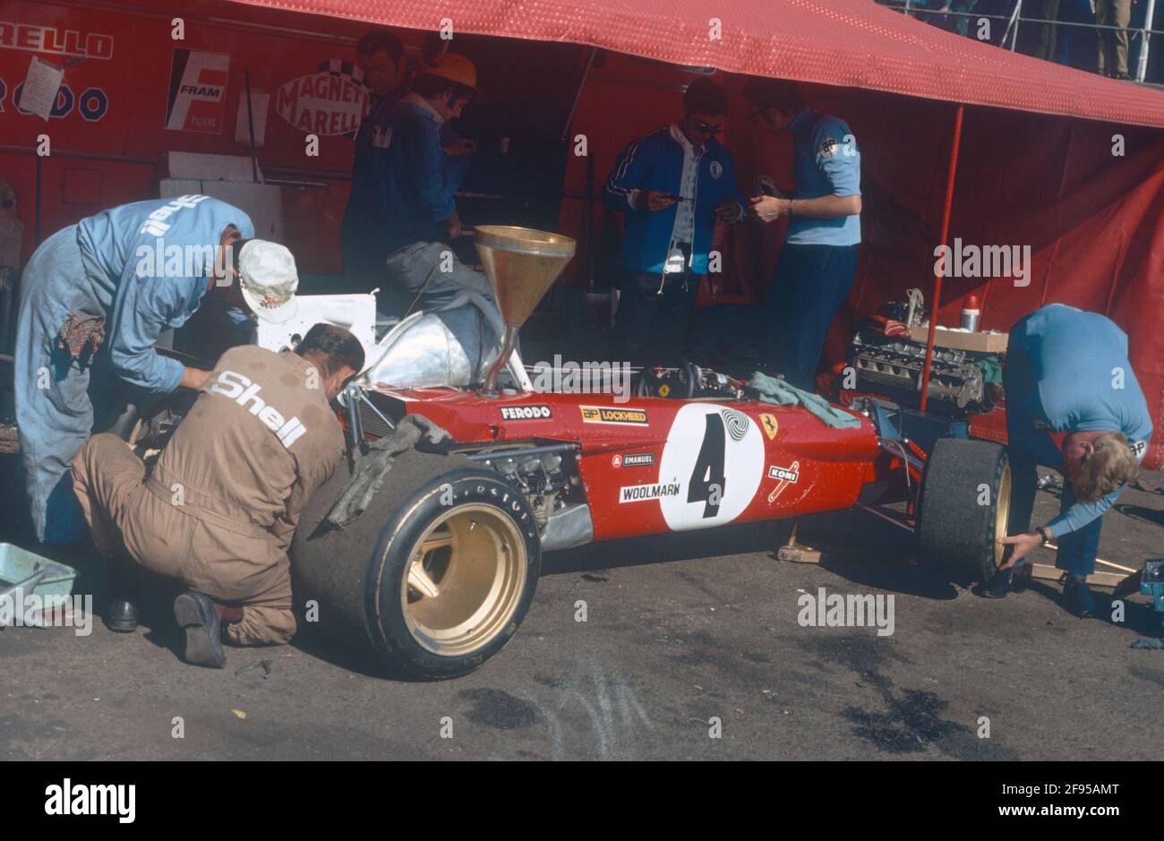 Ferrari Mechanics In Paddock High Resolution Stock Photography and Images - Alamy