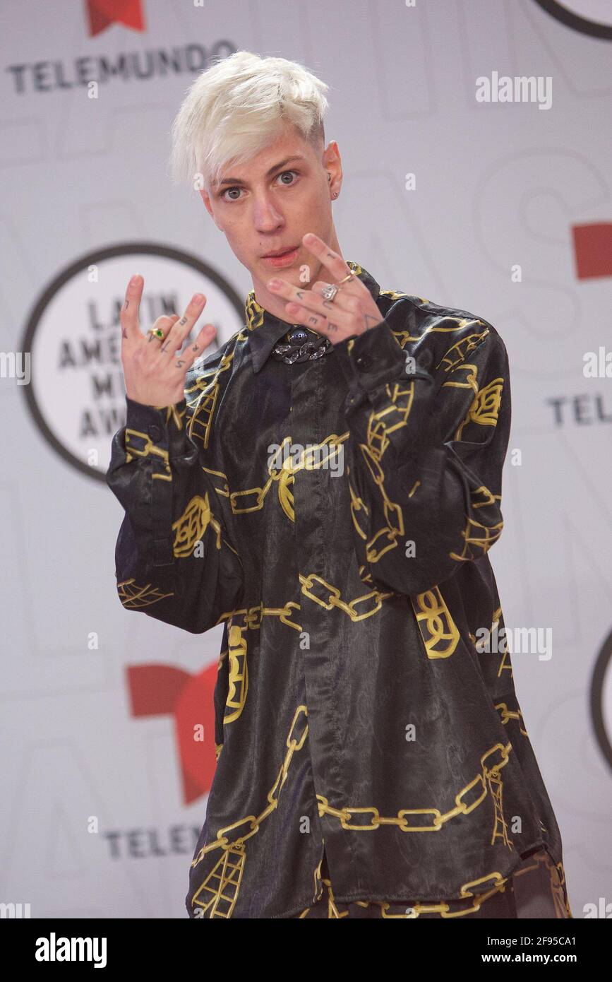 21 LATIN AMERICAN MUSIC AWARDS -- "Red Carpet" -- Pictured: Seven Kayne ...