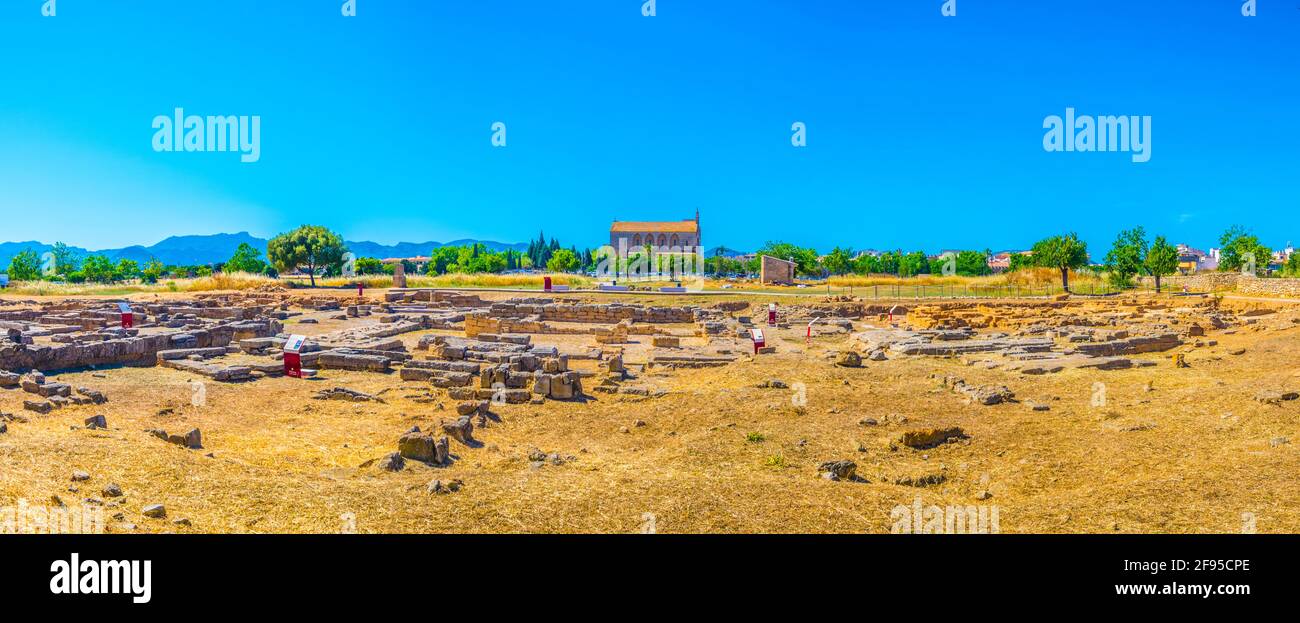 Roman ruins of Pollentia at Alcudia, Mallorca, Spain Stock Photo - Alamy