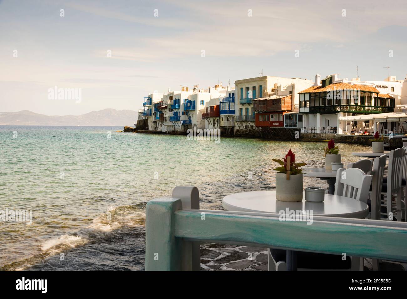 Mykonos stone walkway hi-res stock photography and images - Alamy