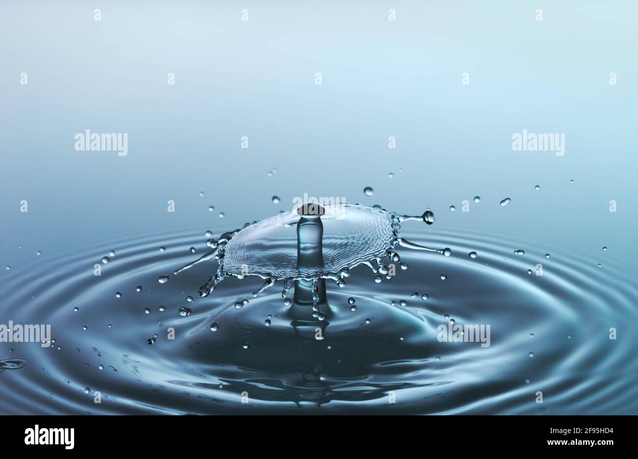 Falling abstract hi-res stock photography and images - Alamy