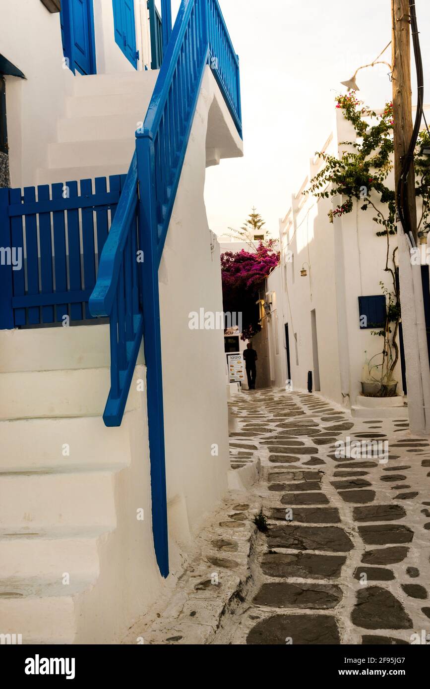Narrow Stone Walkways High Resolution Stock Photography and Images - Alamy