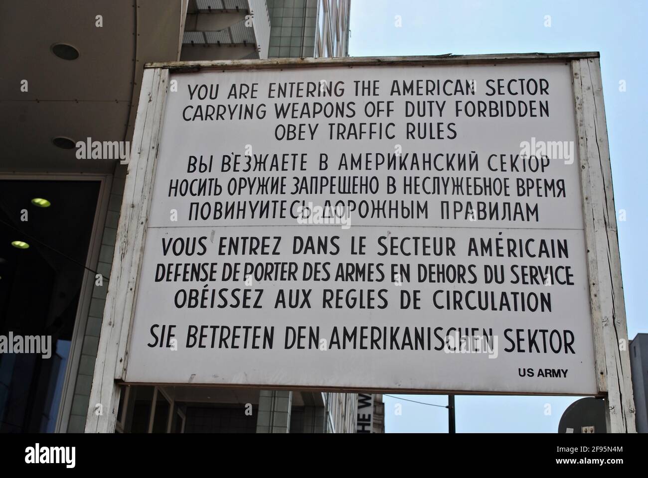 BERLIN, GERMANY: Checkpoint Charlie Berlin Wall crossing point between ...