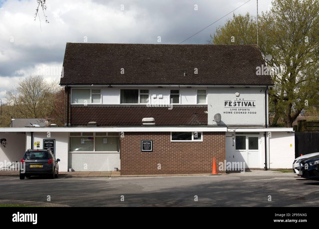 The Festival pub, Stivichall, Coventry, West Midlands, England, UK ...