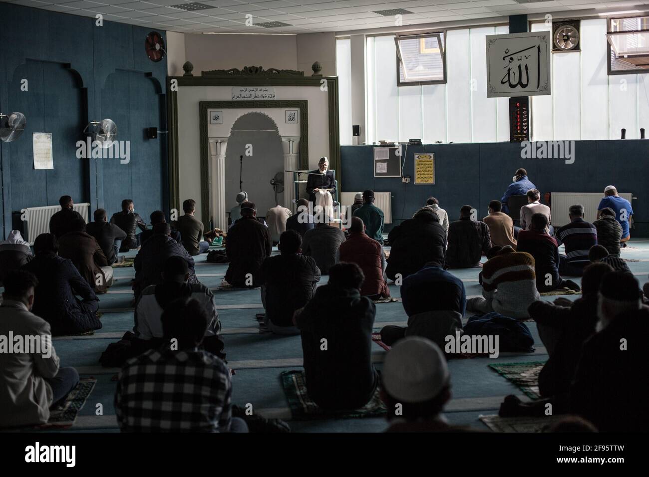 Ramadan prayer germany hi-res stock photography and images - Alamy