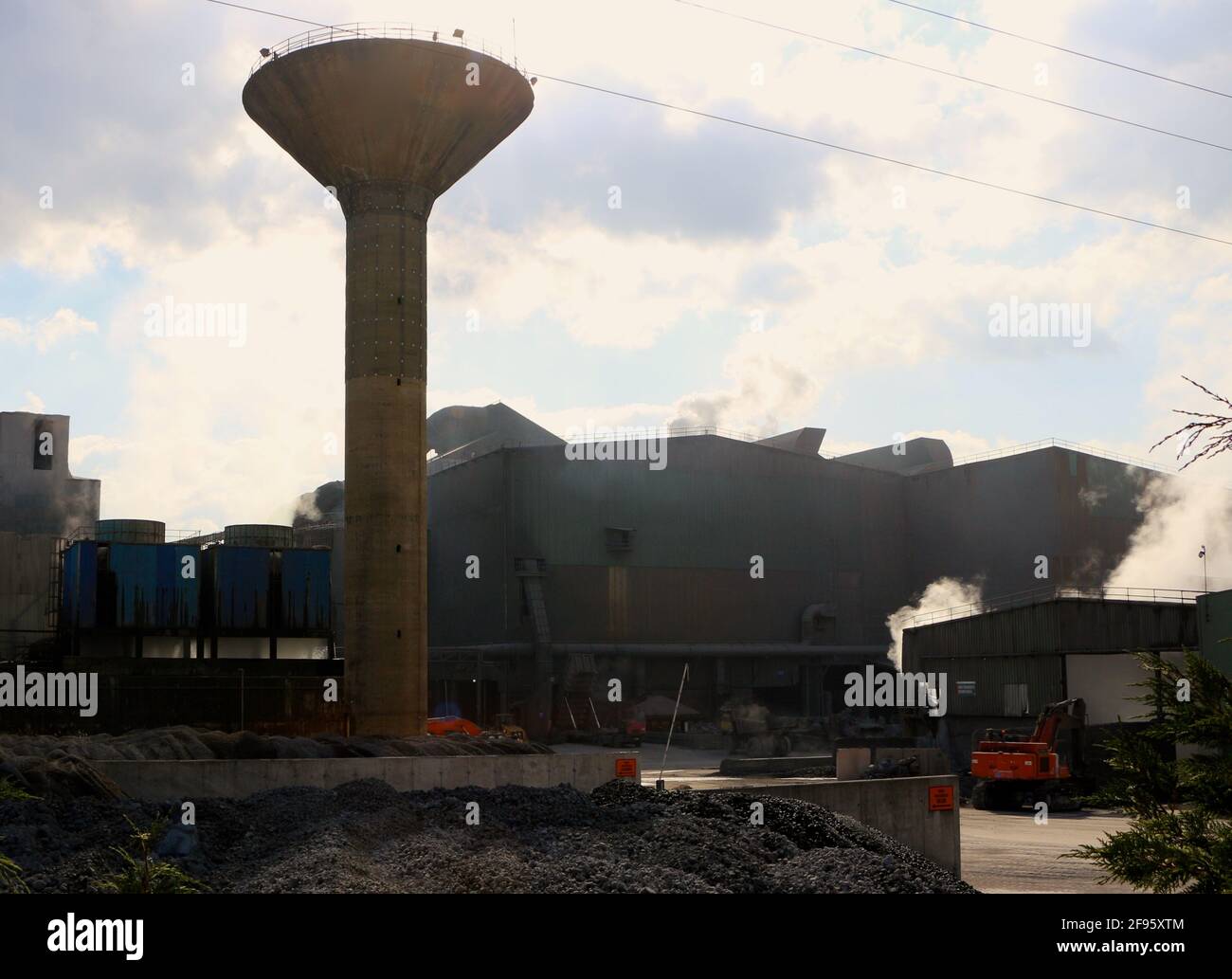 Steel wire rod factory Global Steel Wire part of the Celsa Group uses ...