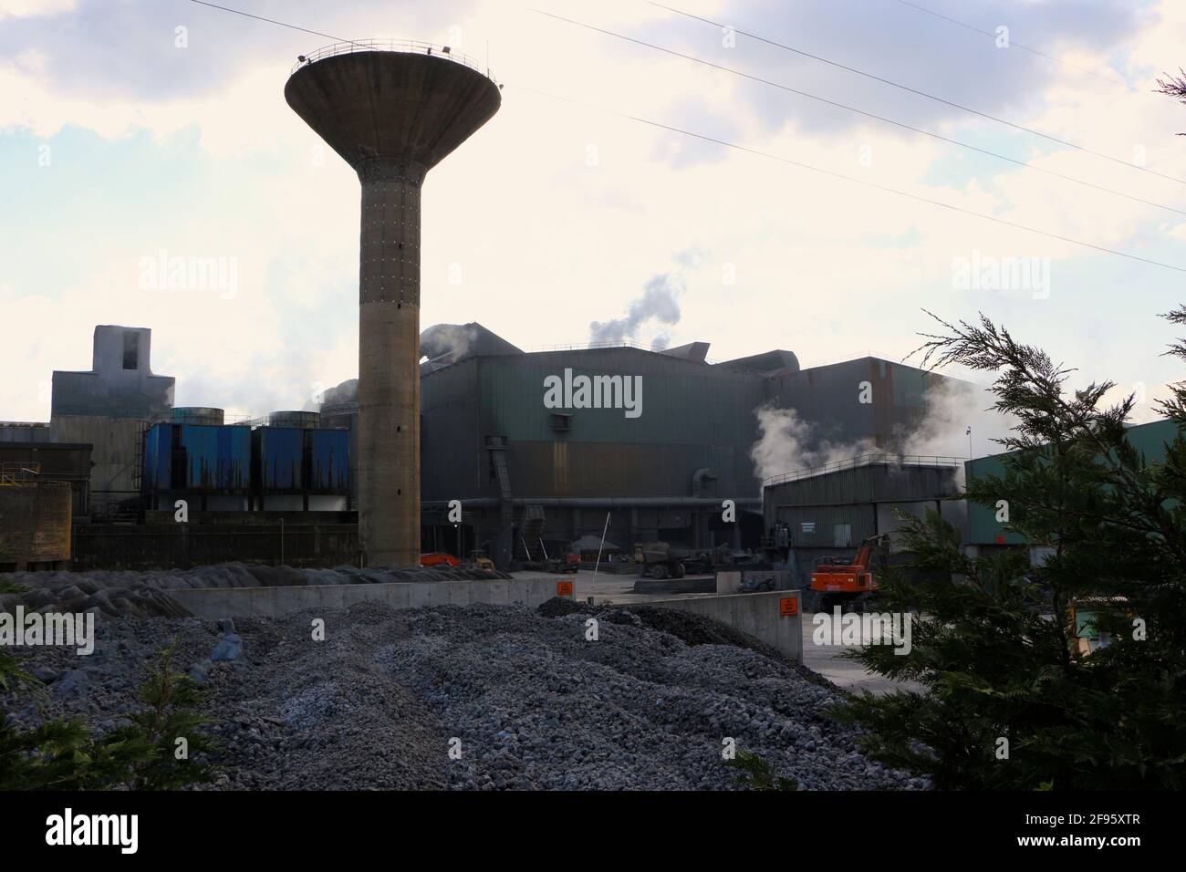 Steel wire rod factory Global Steel Wire part of the Celsa Group uses ...