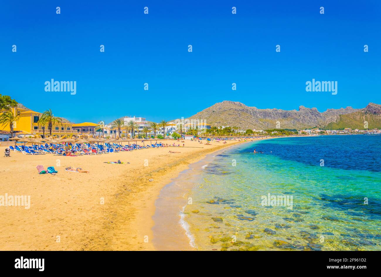 Playa de port de pollenca hi-res stock photography and images - Alamy