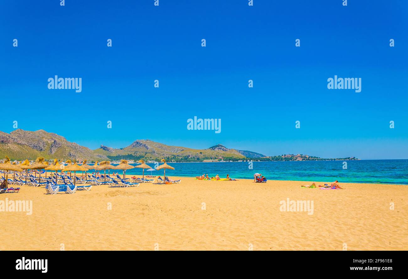 Playa de port de pollenca hi-res stock photography and images - Alamy