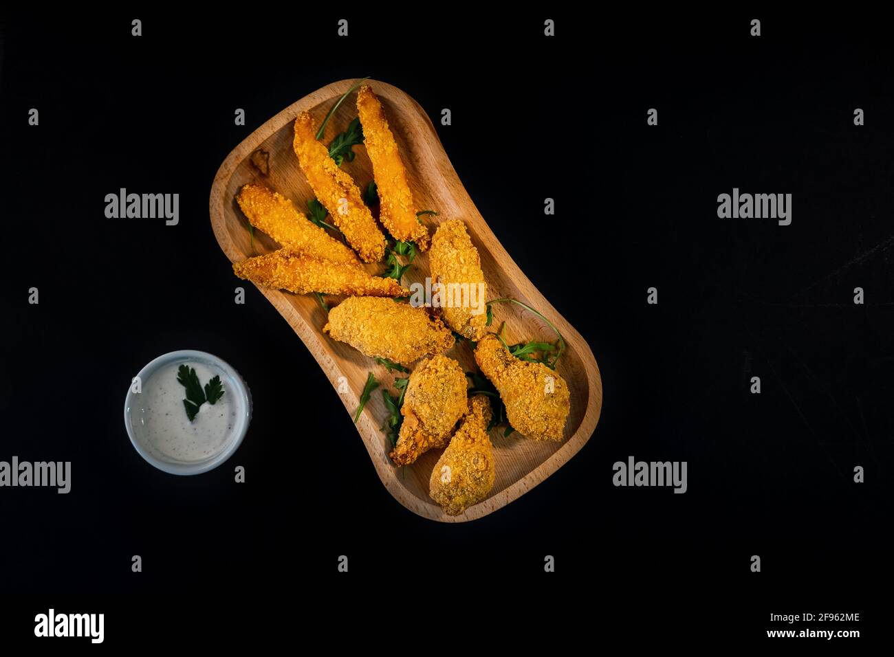 Overhead view chicken dinner hi-res stock photography and images - Alamy