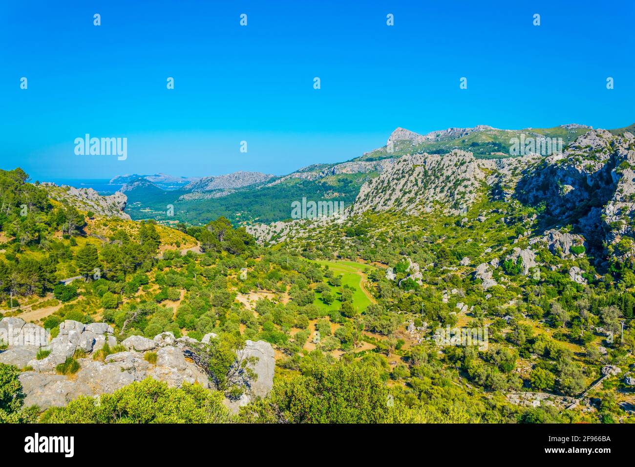 Serra Tramuntana mountain range at Mallorca, Spain Stock Photo - Alamy