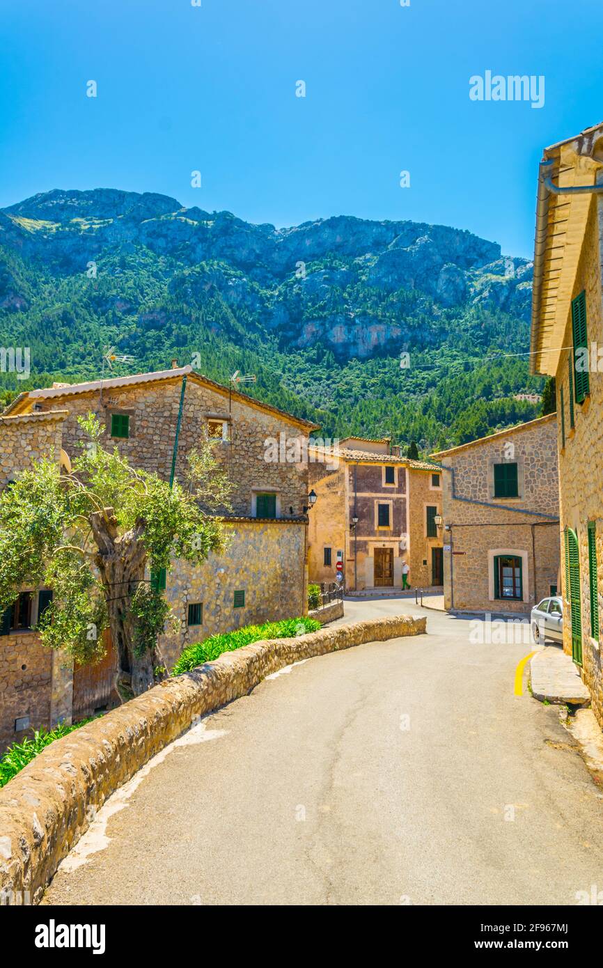 a narrow street in the spanish town Deia at Mallorca Stock Photo - Alamy