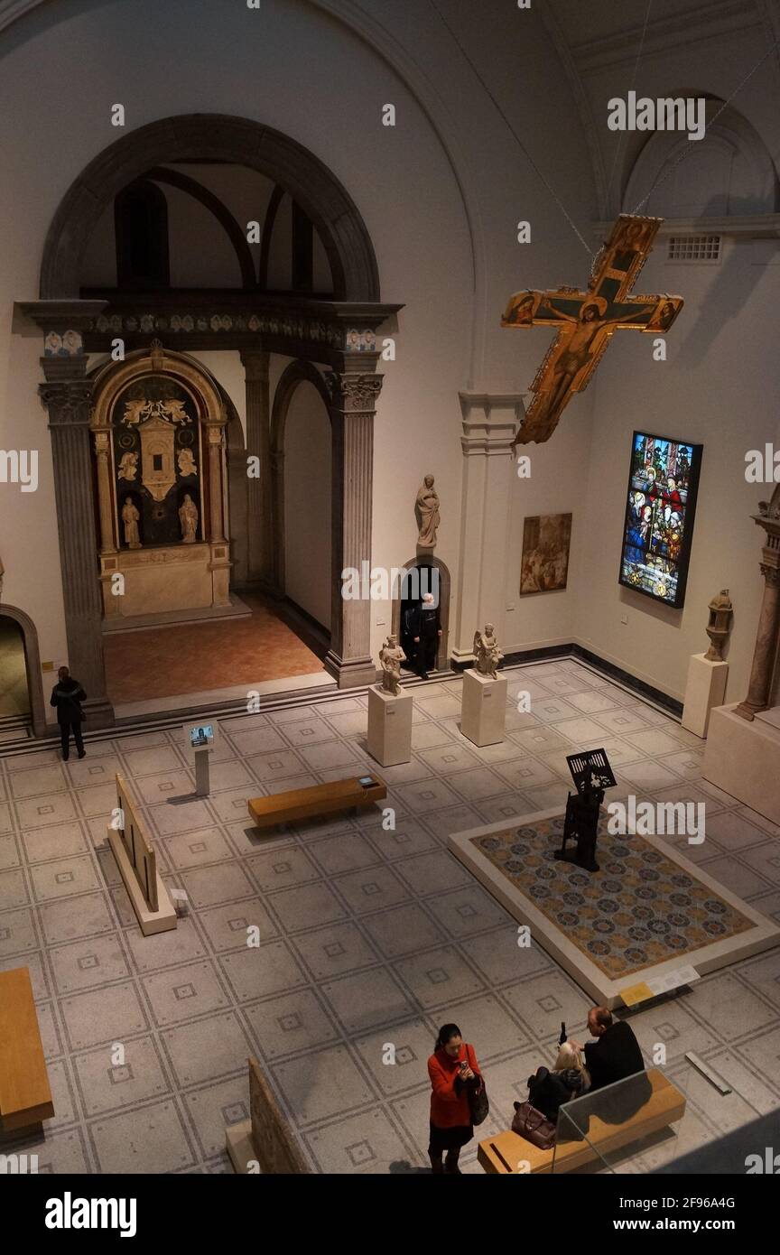 Medieval and Renaissance galleries of the Victoria and Albert Museum ...