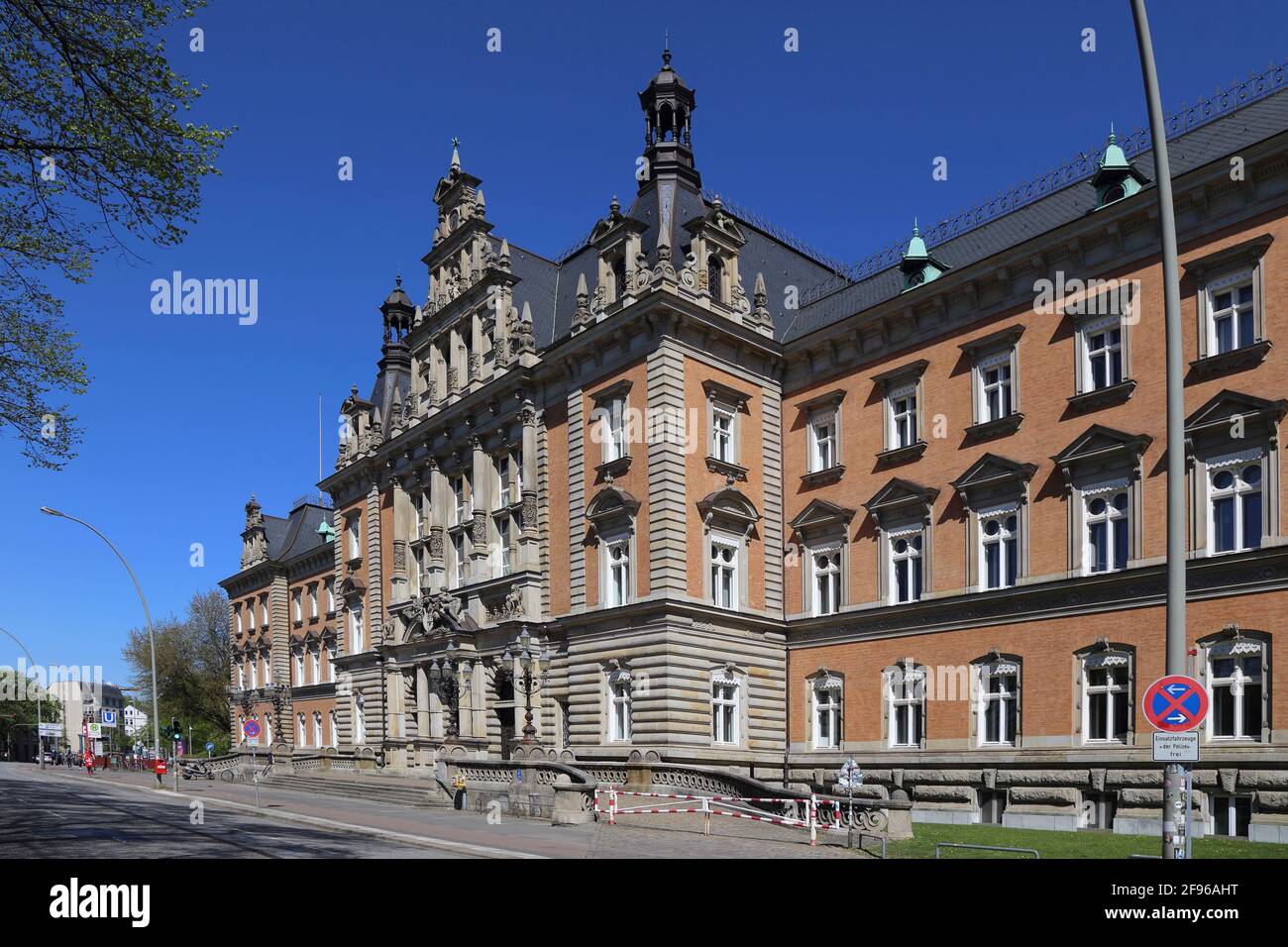 Hamburg regional court hi-res stock photography and images - Alamy