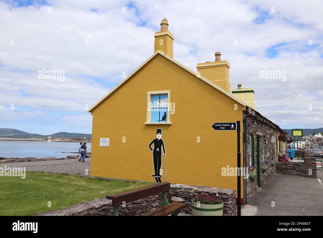 Seafront waterville ireland hi-res stock photography and images - Alamy