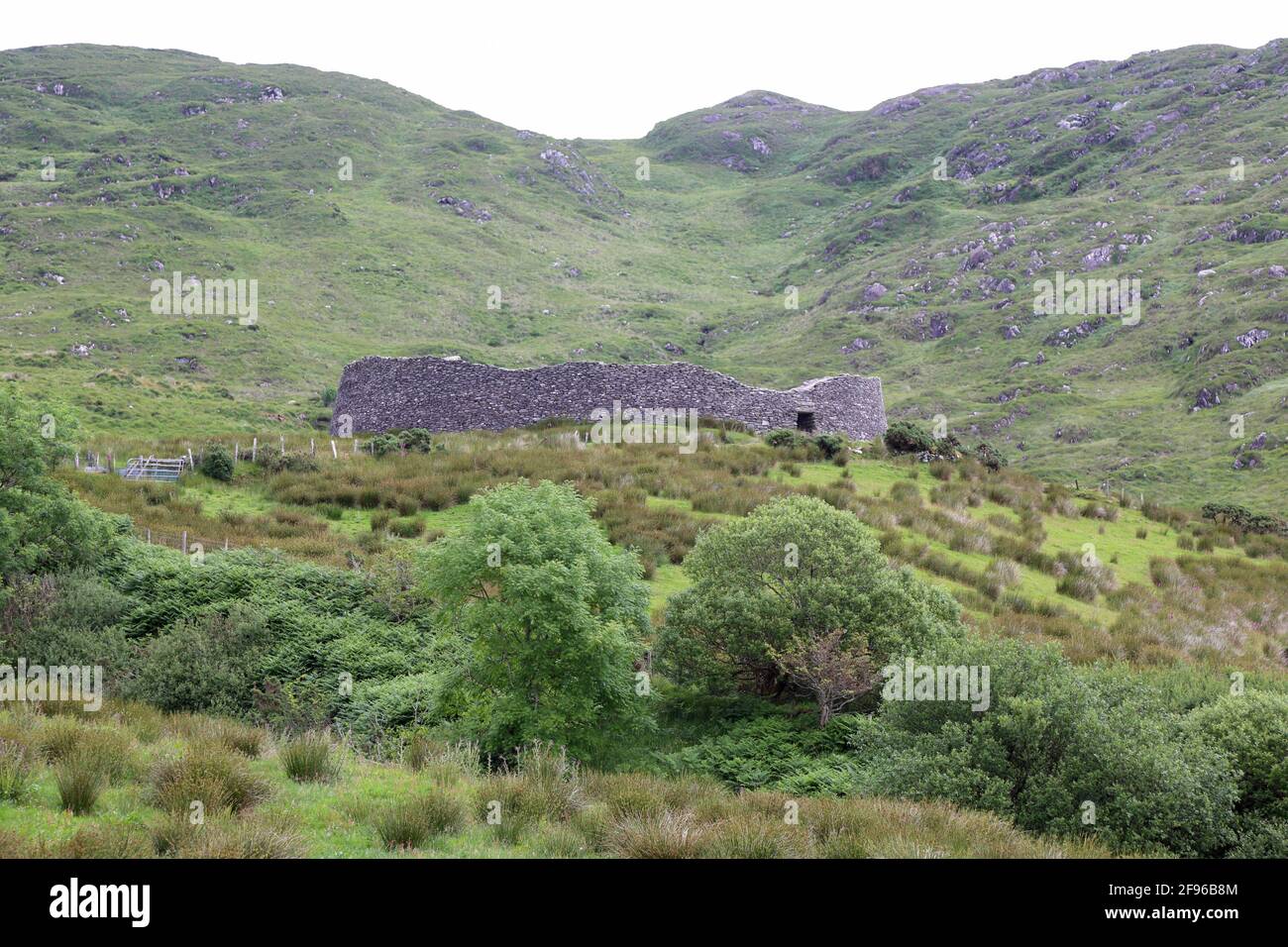 Staigue fort hi-res stock photography and images - Alamy