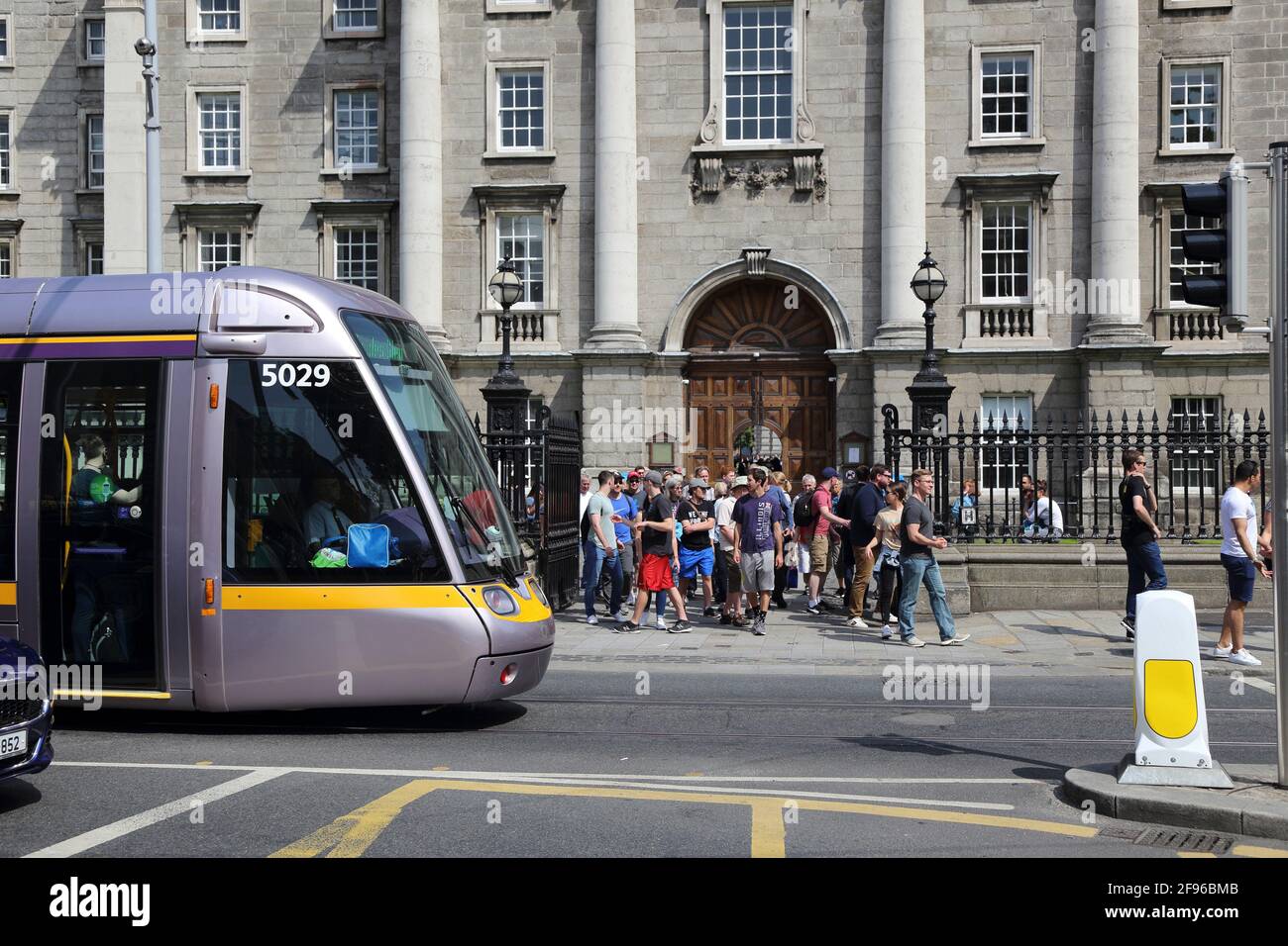Dublin trinity college aerial hi-res stock photography and images - Alamy