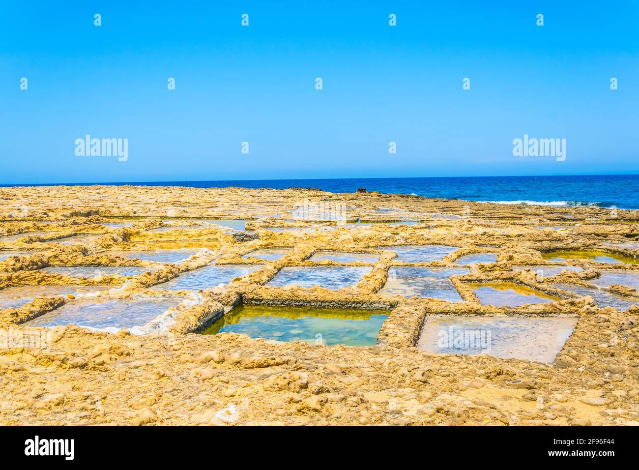 Malta salina bay hi-res stock photography and images - Alamy