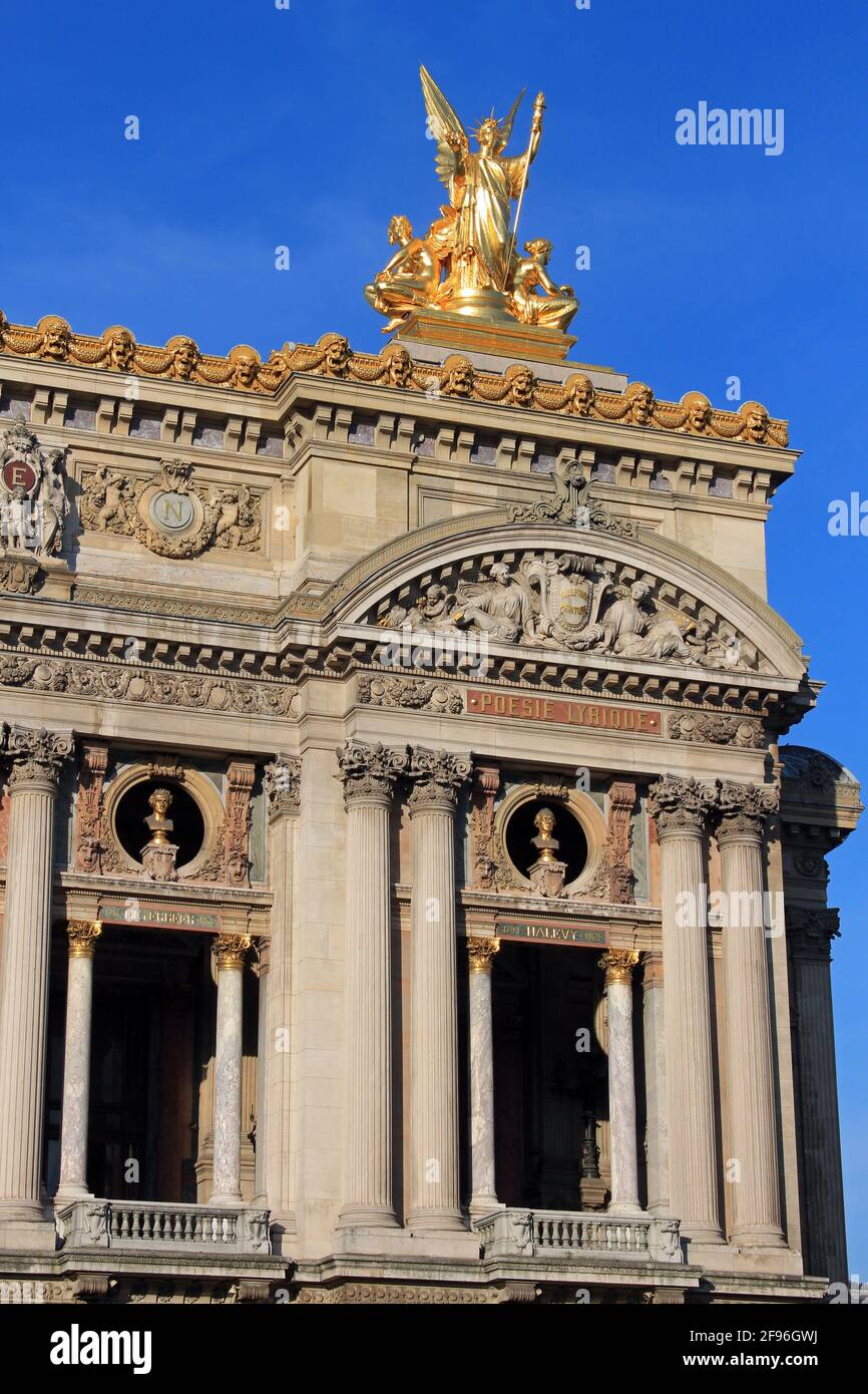 Bibliotheque de lopera garnier hi-res stock photography and images - Alamy