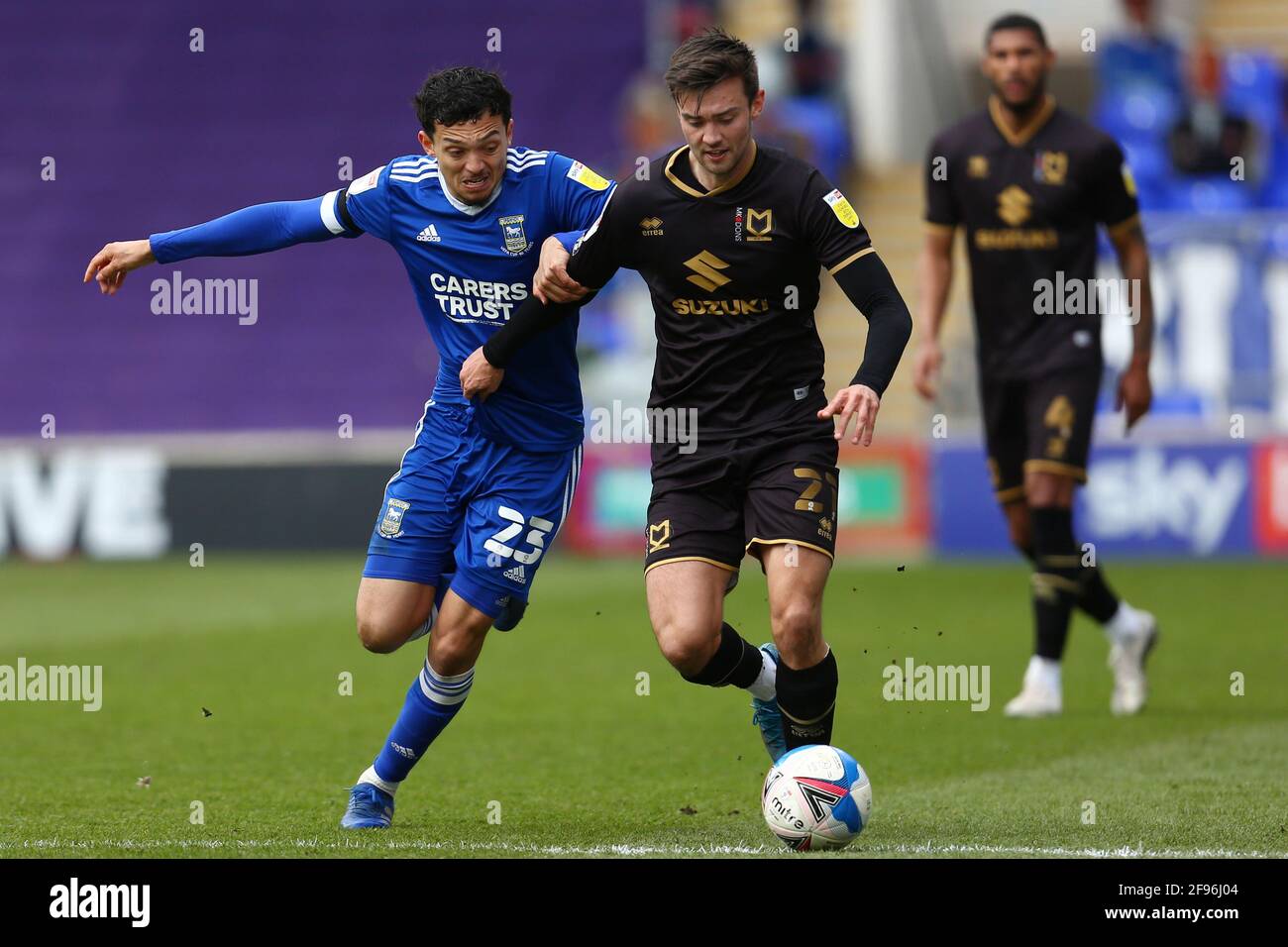 Daniel harvie milton keynes dons hi-res stock photography and images ...