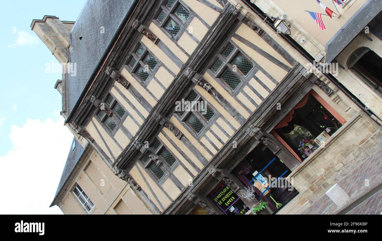 medieval half-timbered house in bayeux in normandy (france Stock Photo ...