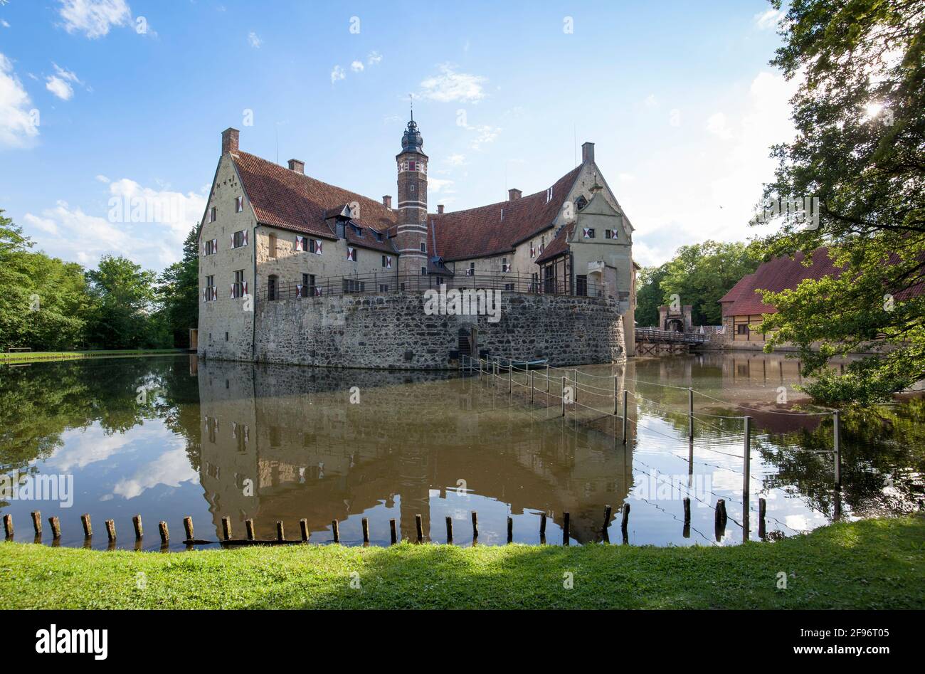 Vischering Castle High Resolution Stock Photography and Images - Alamy