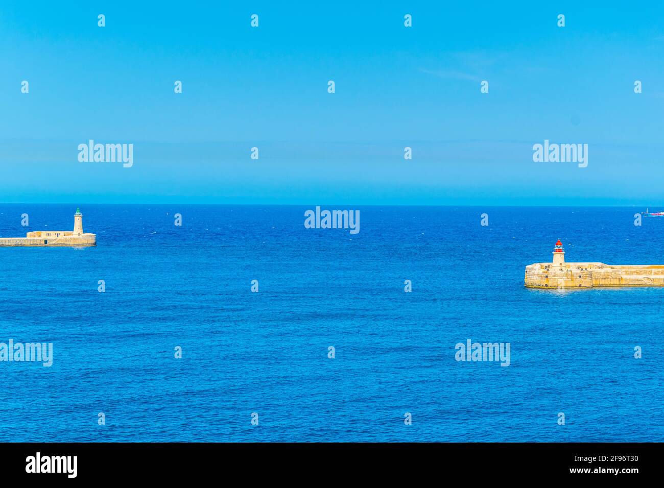 Grand pier entrance hi-res stock photography and images - Alamy