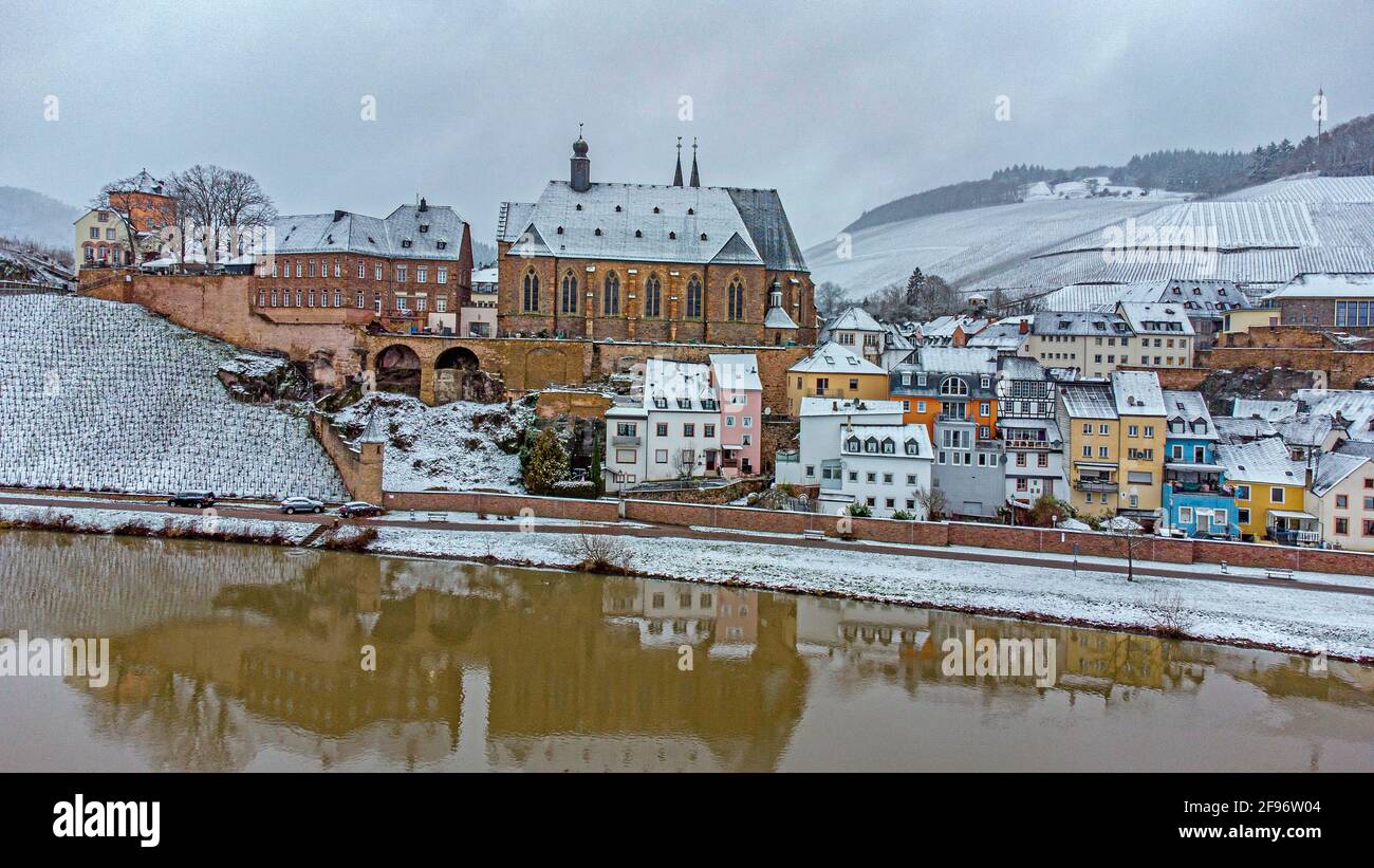 Lower town staden and church st laurentius hi-res stock photography and ...