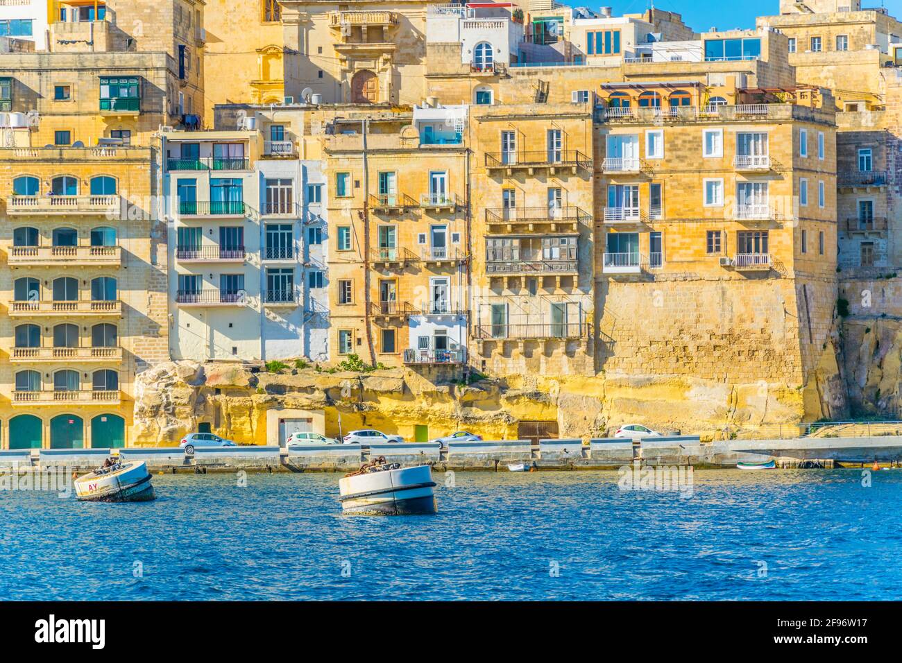 Coastline of Senglea town in Malta Stock Photo - Alamy
