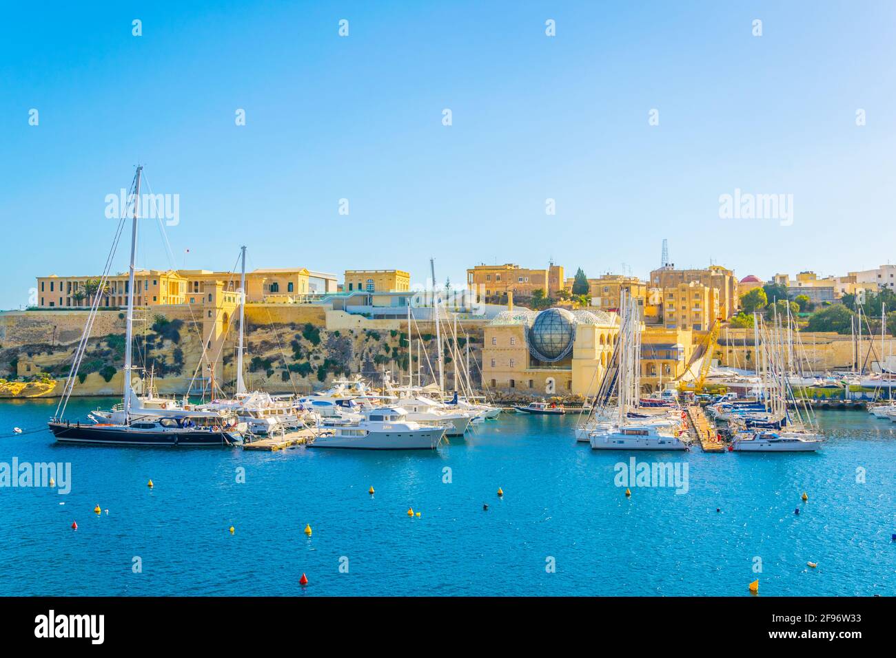 View of the grand harbour marina near Birgu, Malta Stock Photo - Alamy