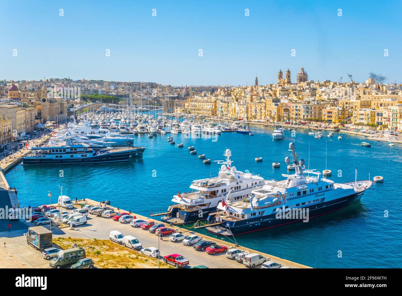 View of the grand harbour marina between Birgu and Senglea town, Malta ...