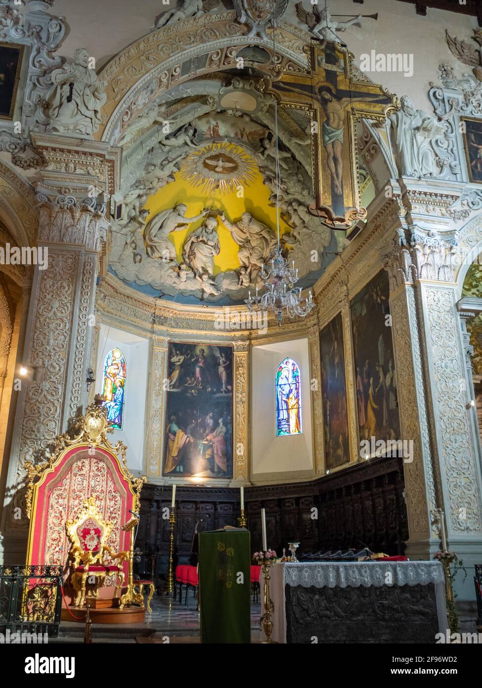 High altar of Enna Cathedral Stock Photo - Alamy