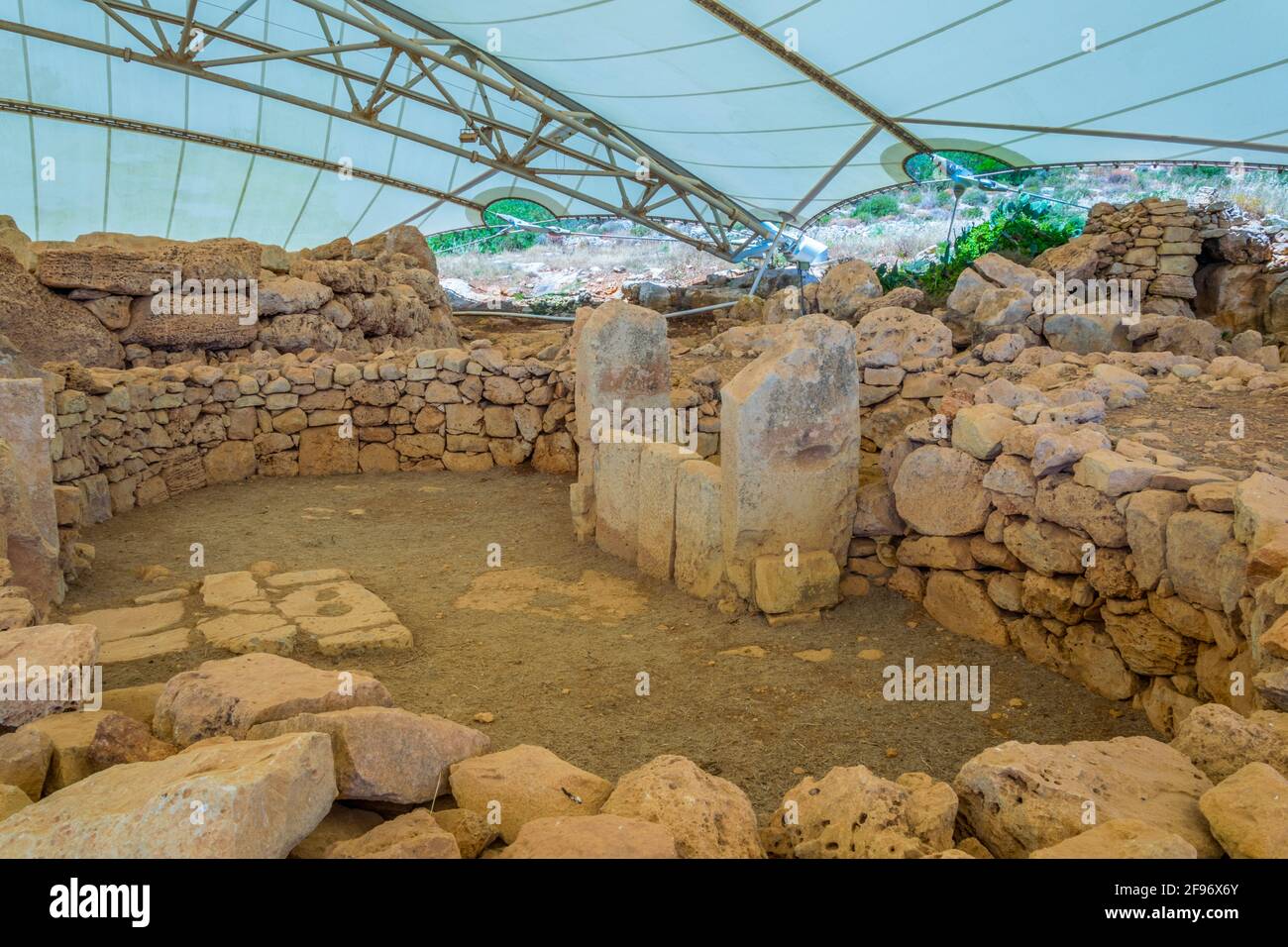Mnajdra neolithic temple on Malta Stock Photo - Alamy