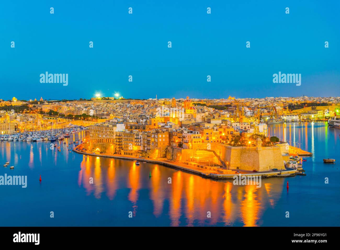 Night view of Senglea town in Malta Stock Photo - Alamy