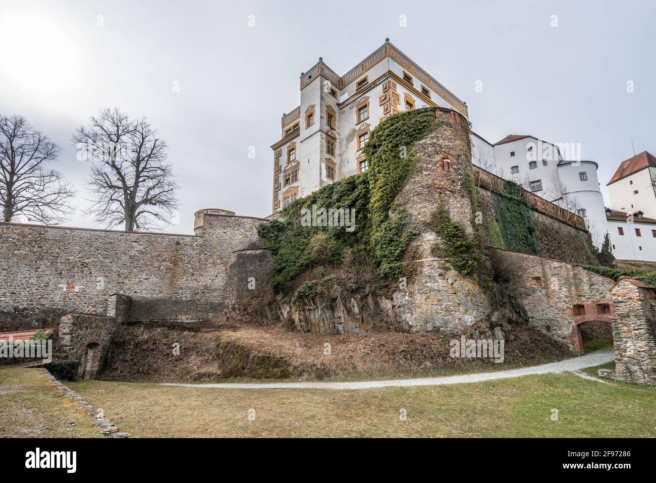 Detail of the defence system with a large watchtower and in the castle ...