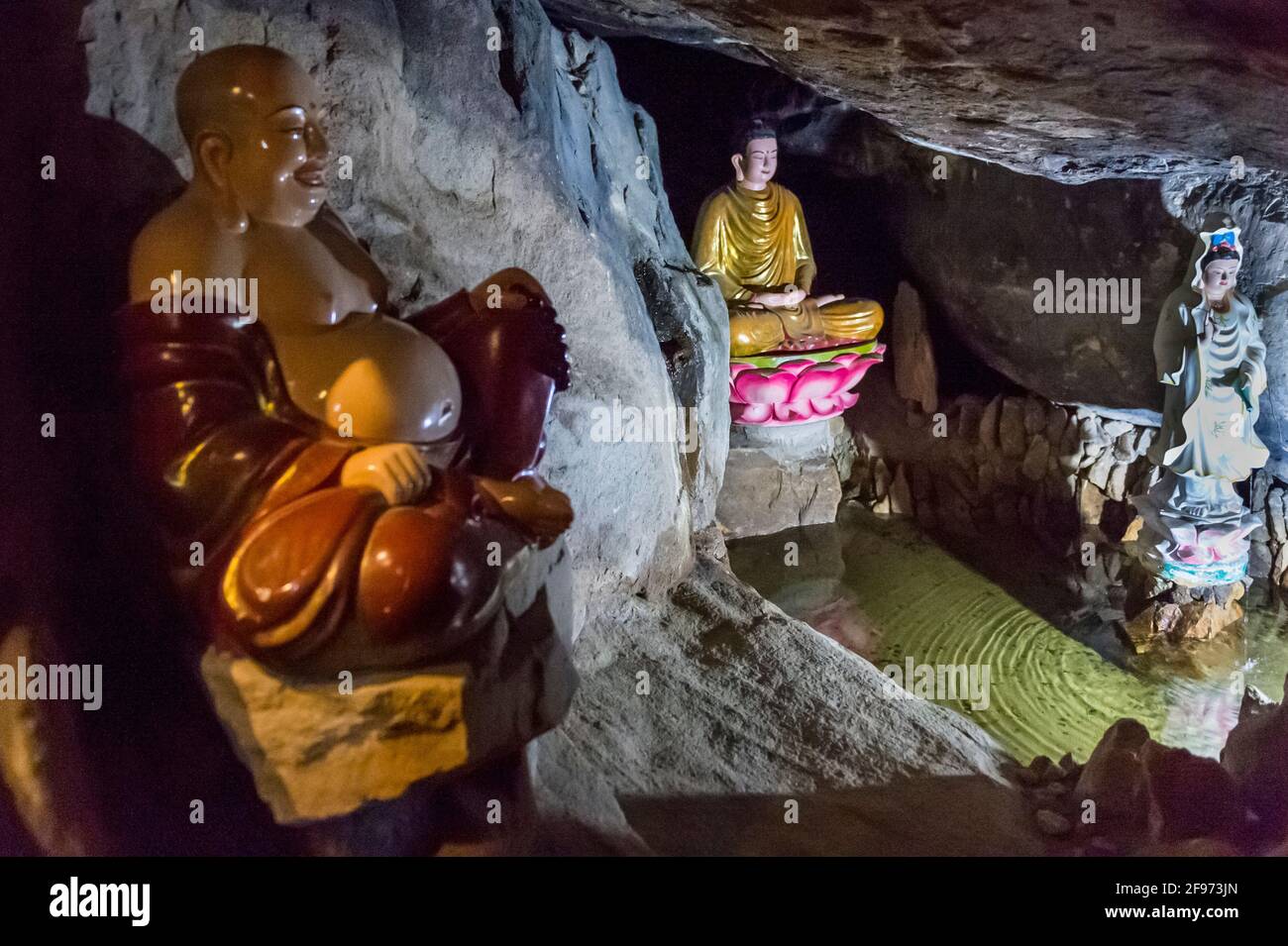 the Chua Hang Cave Pagoda Stock Photo - Alamy