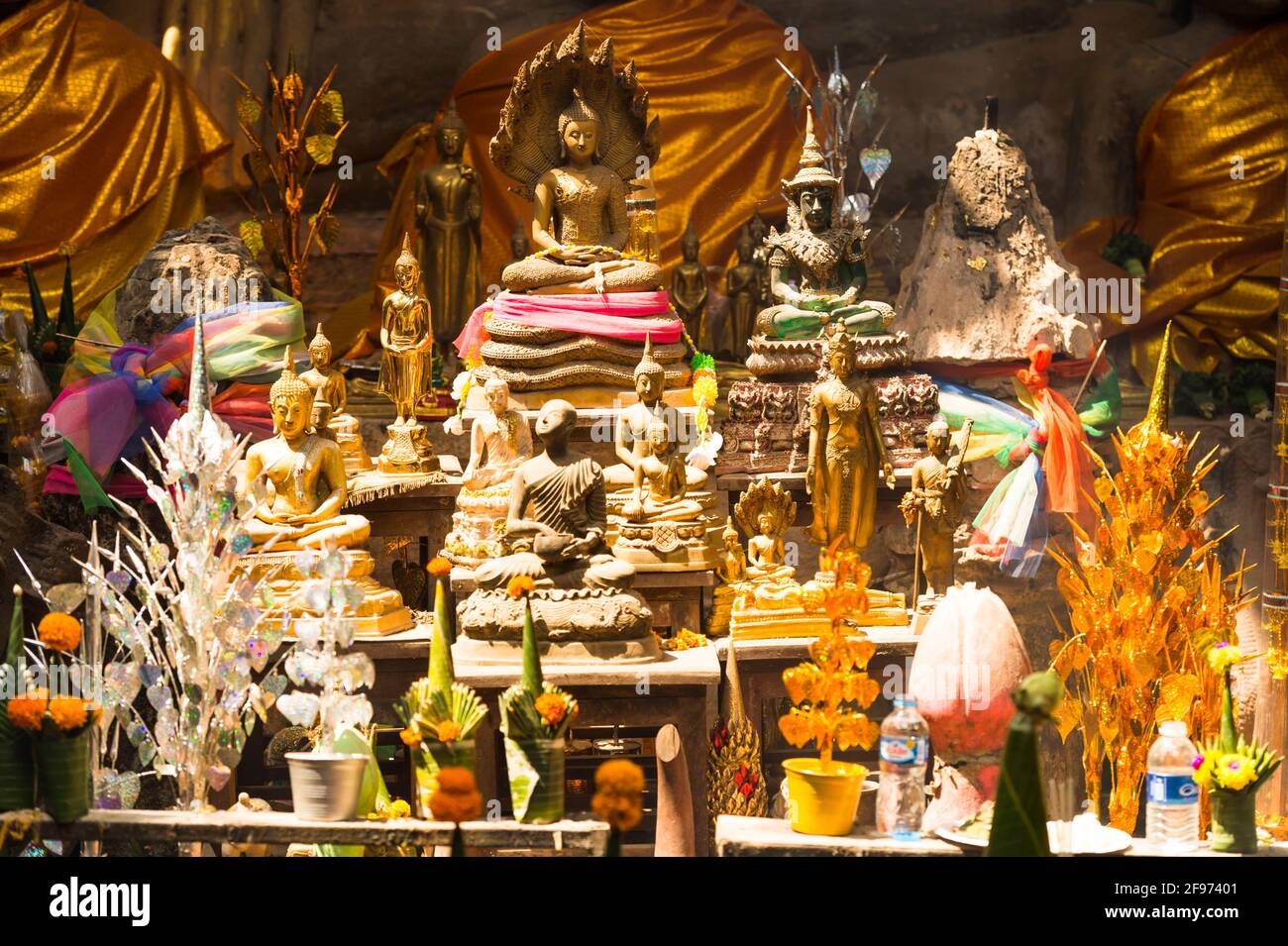 Vat phou hi-res stock photography and images - Alamy