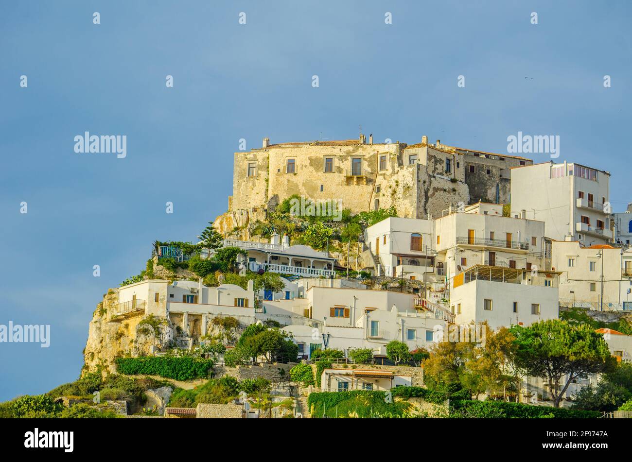 View of the old town of Italian city Peschici, Puglia Stock Photo - Alamy