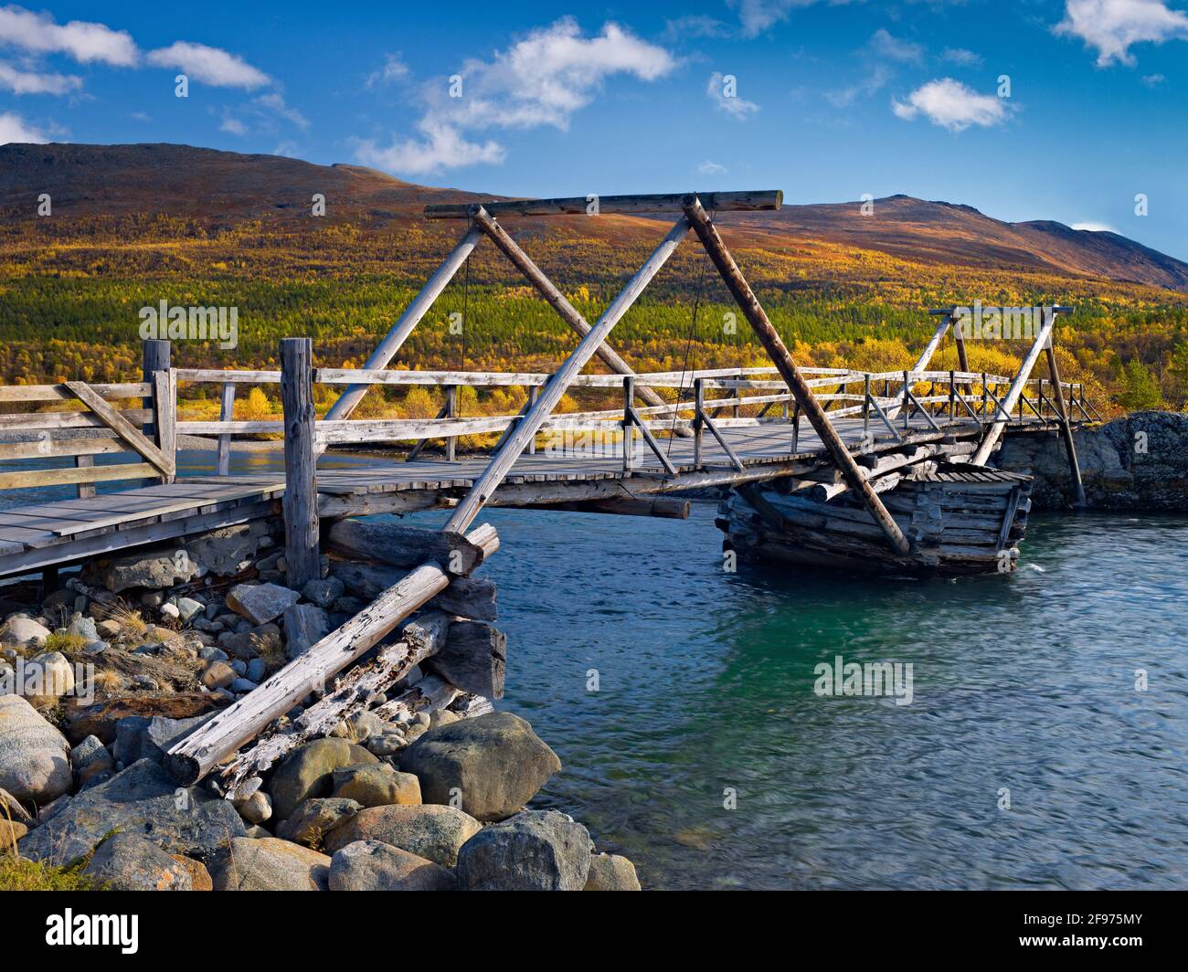Europe, Norway, Oppland, Lom, Jotunheimen National Park, autumn ...