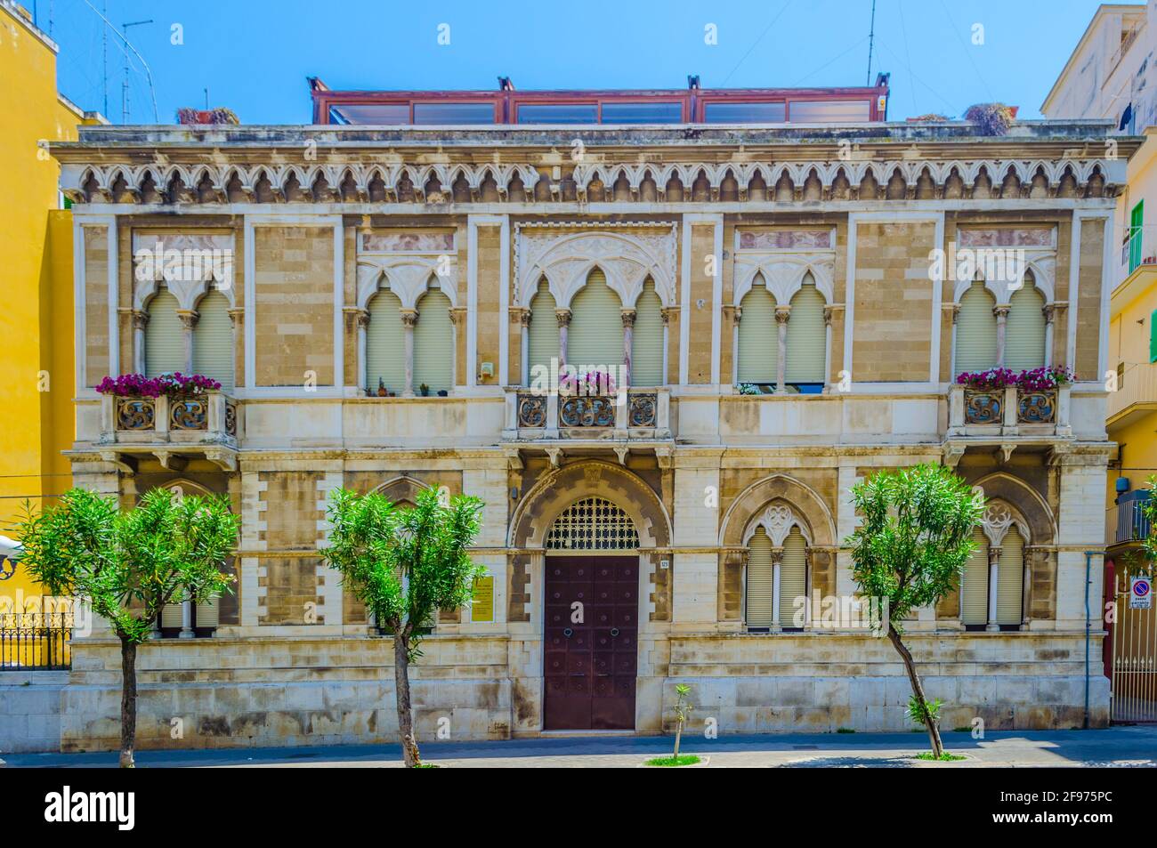 View of an old house in the italian city Molfetta Stock Photo - Alamy
