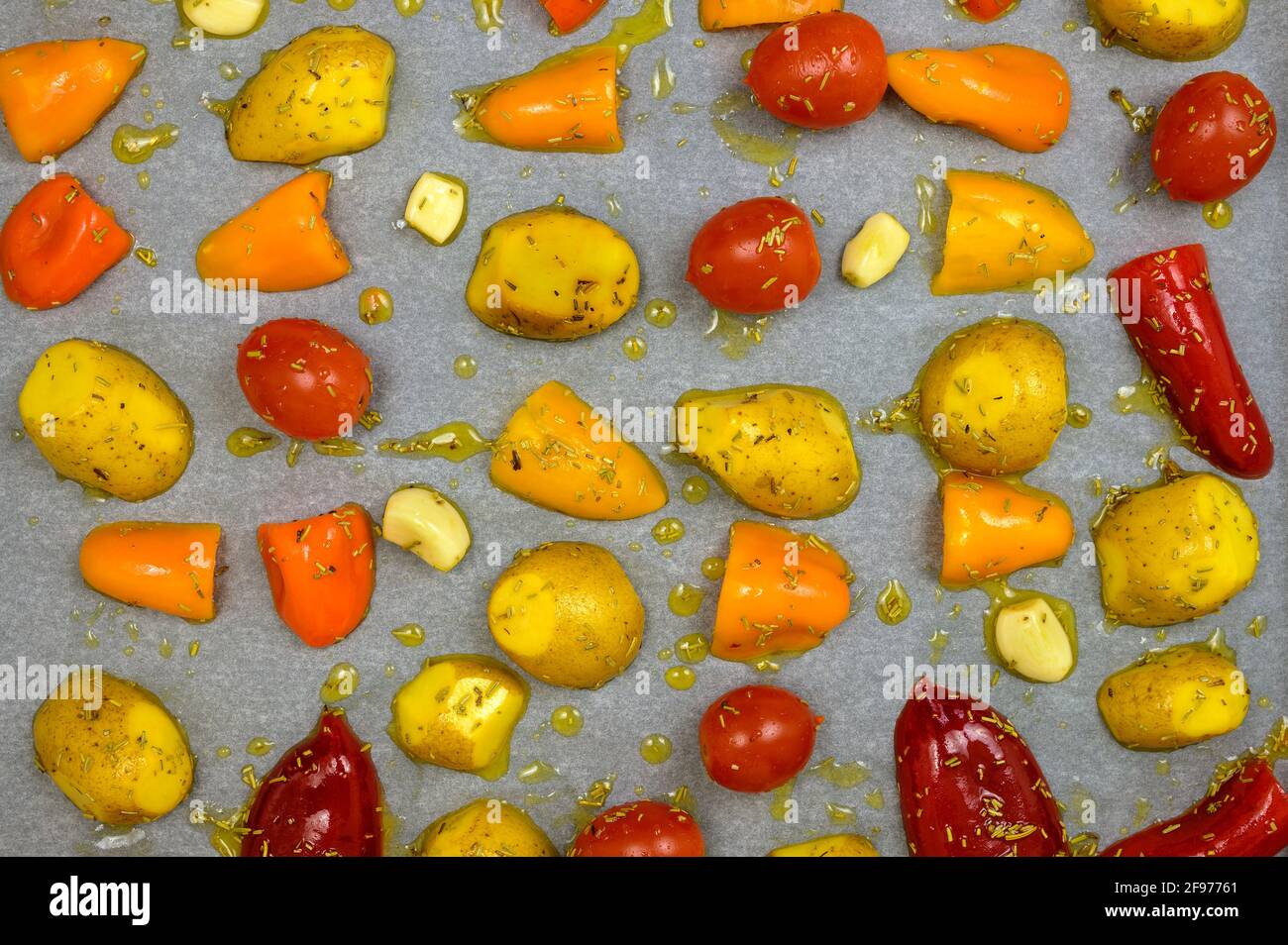 Baking plate hi-res stock photography and images - Alamy