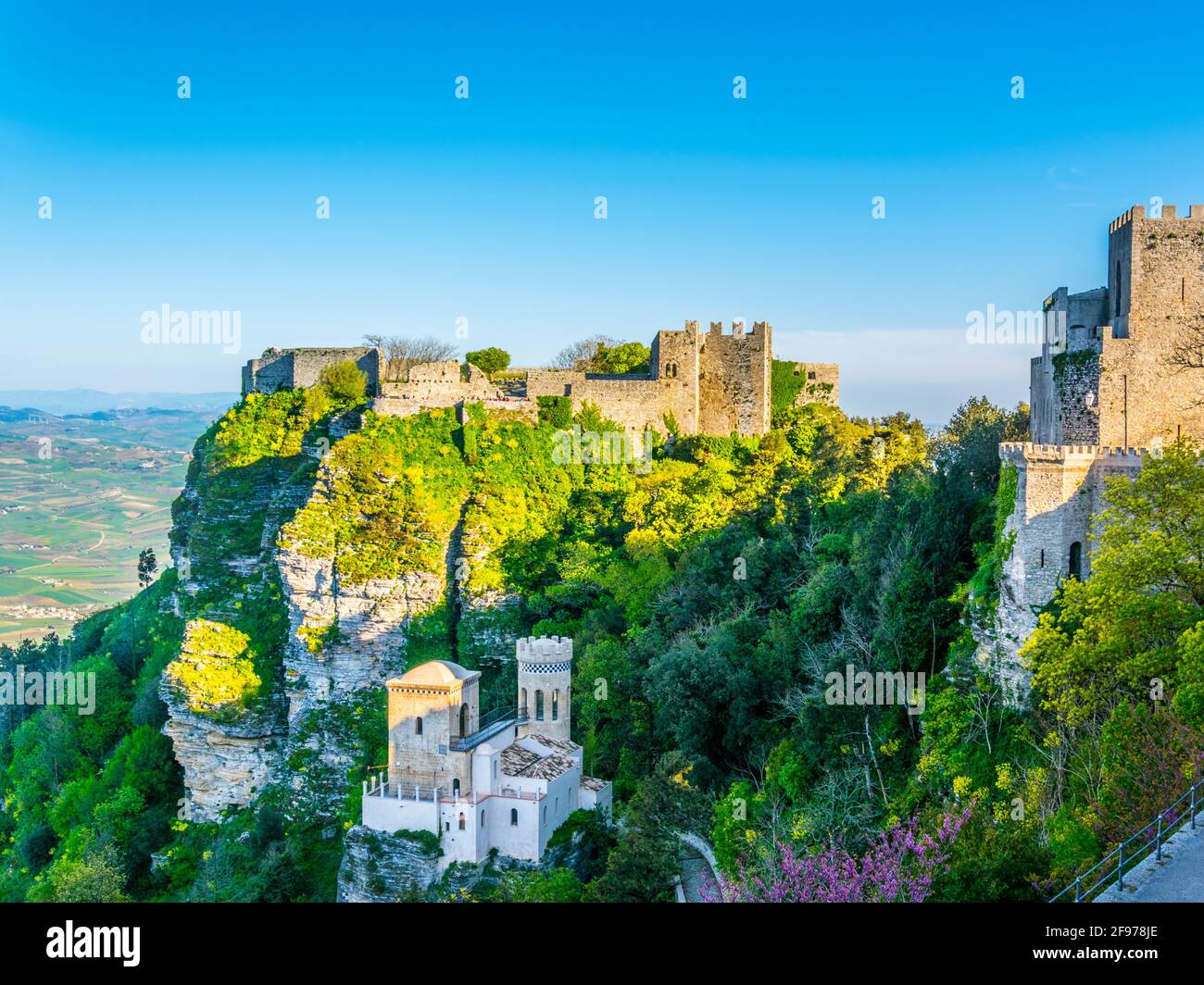 Castello di Venere in Erice, Sicily, Italy Stock Photo - Alamy
