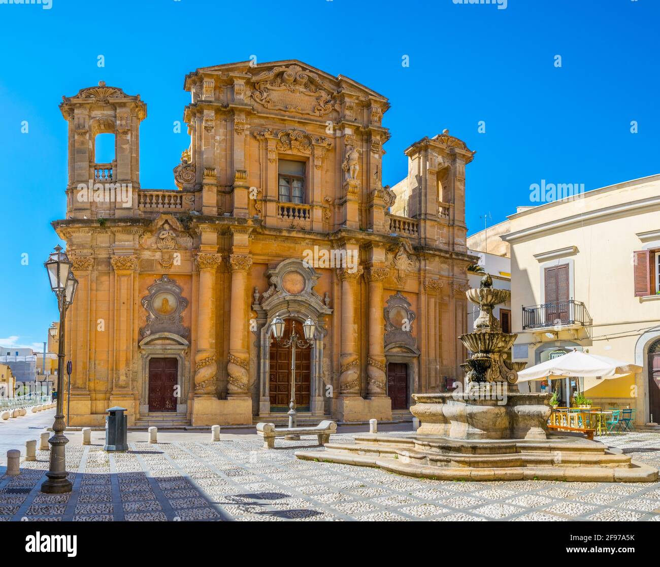 Old church in marsala hi-res stock photography and images - Alamy